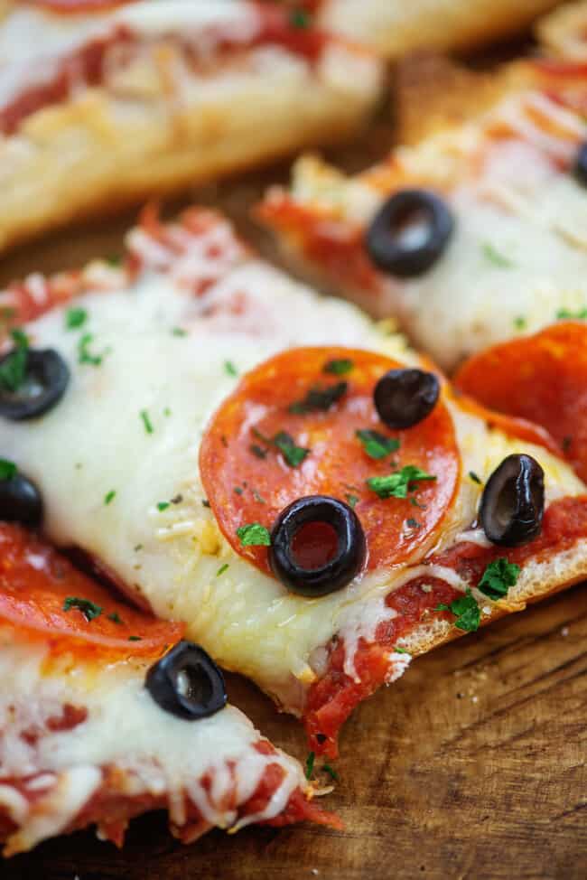 Pizza Bread Recipe - Quick & Easy! | Buns In My Oven