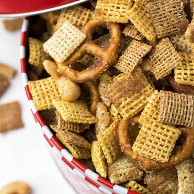 Fresh Garlic Chex Mix Recipe | Buns In My Oven