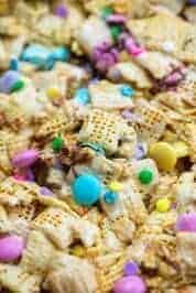 Ooey Gooey Easter Crunch Bars — Buns In My Oven