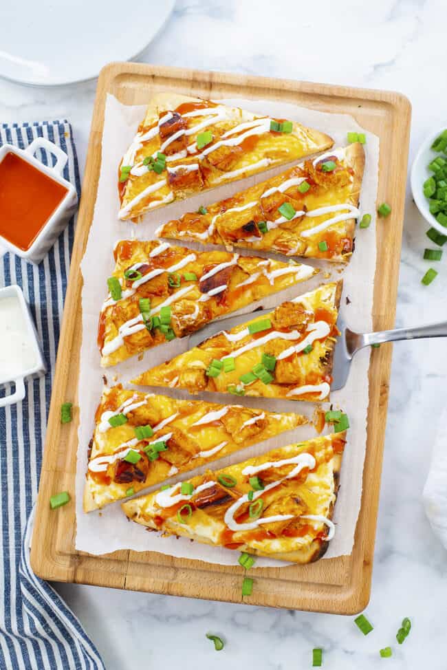 Buffalo Chicken Flatbread | Buns In My Oven
