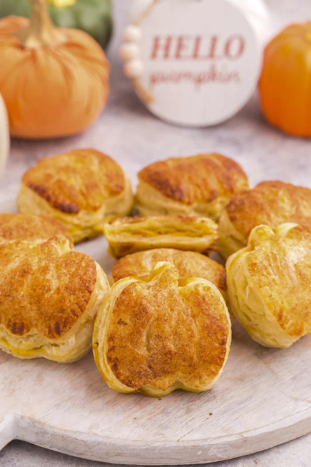 Easy Pumpkin Puff Pastry Recipe | Buns In My Oven