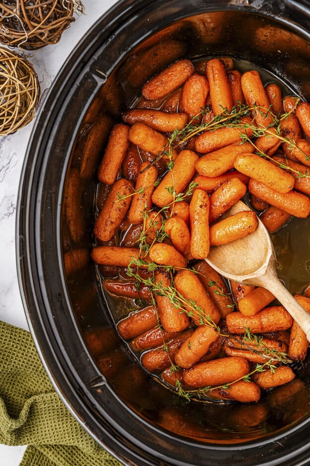 Crockpot Glazed Carrots | Buns In My Oven