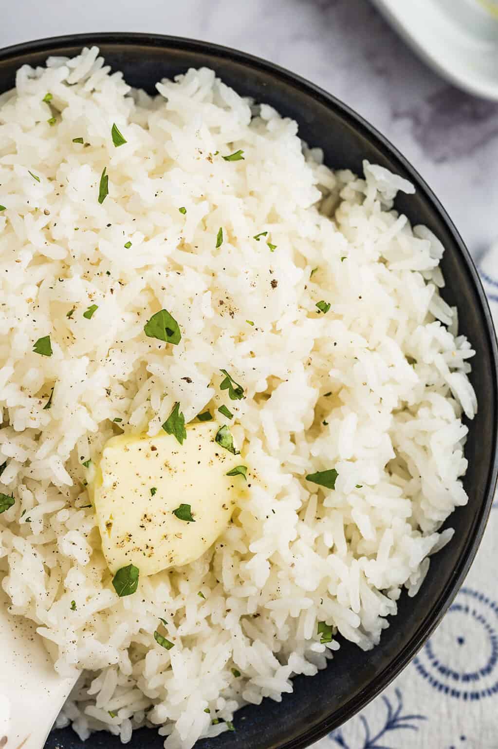 Easy Instant Pot Jasmine Rice Recipe | Buns In My Oven