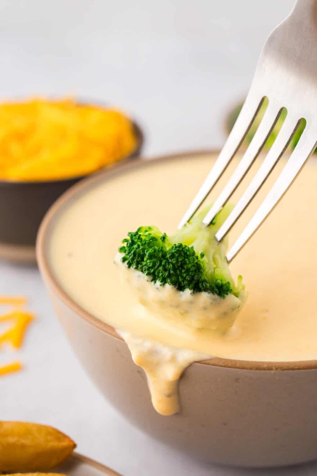 Basic Cheese Sauce Recipe (How To Make Cheese Sauce) — Buns In My Oven